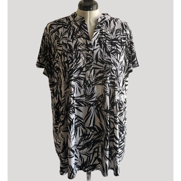 Cocomo | Tops | Cocomo Woman Black White Leaf Print Blouse 2x Sku C305 ...